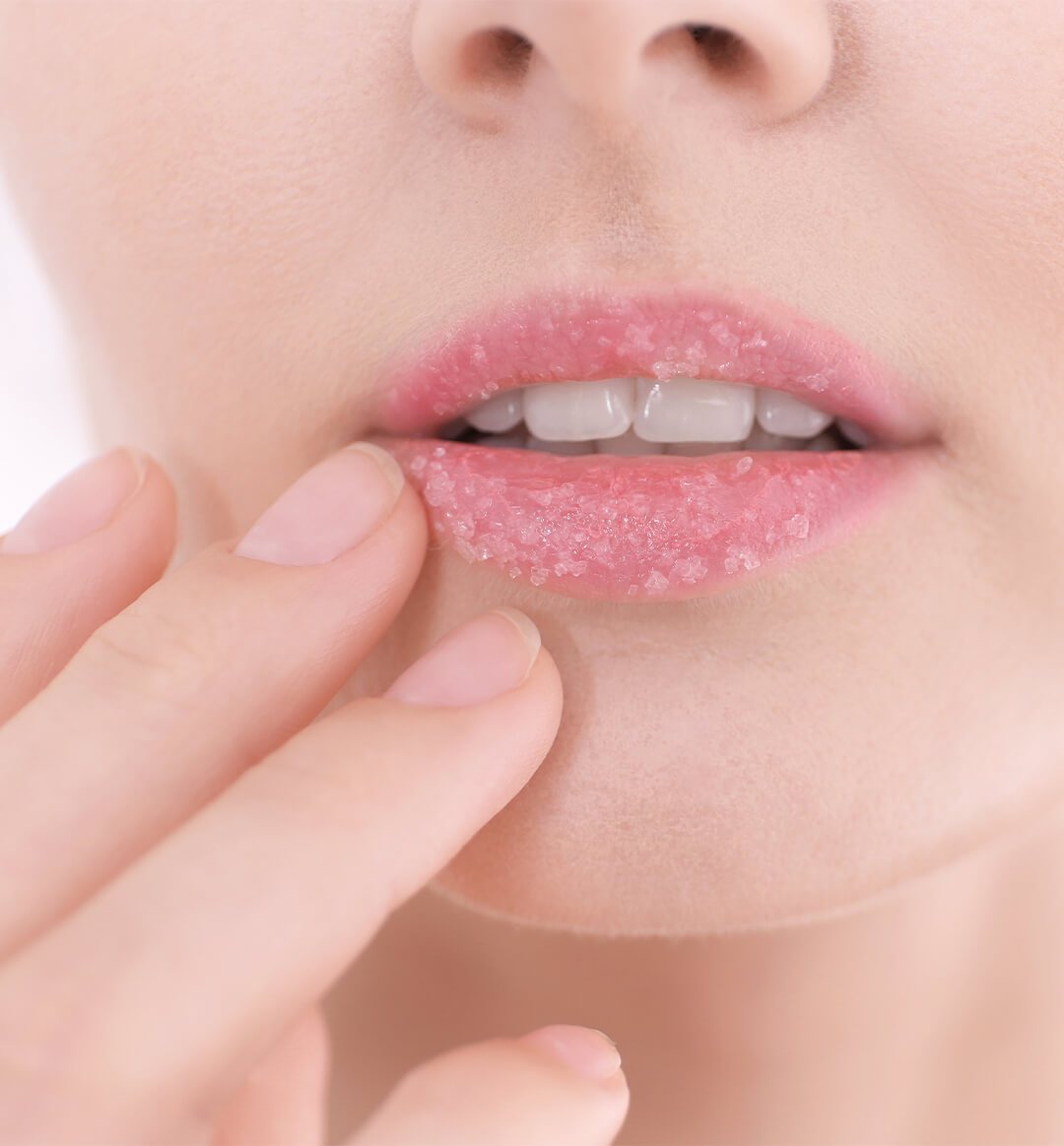 4 Ways a Lip Scrub Can Help Your Lipstick | 100% PURE