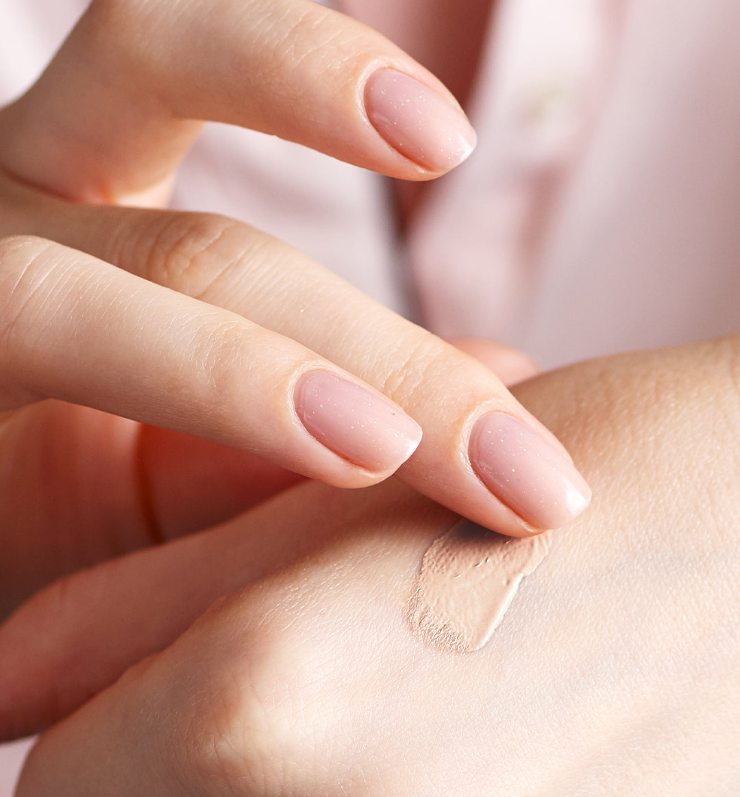 The Benefits of Using a Silicone-Free | 100% PURE