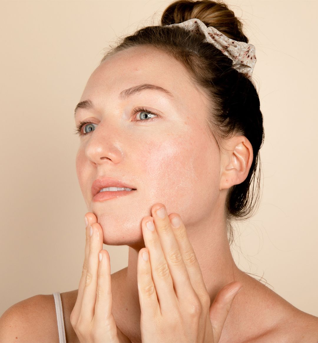 Achieving Luminous Glow: 6 Expert Strategies for Brighter Skin – 100% PURE